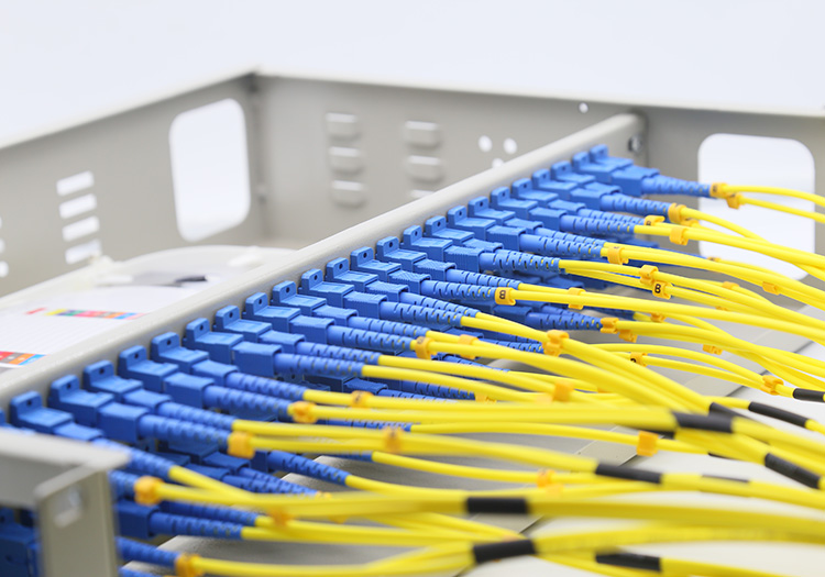 Hộp phối quang ODF là gì? Chi tiết về hộp phối quang ODF, Hộp phối ...