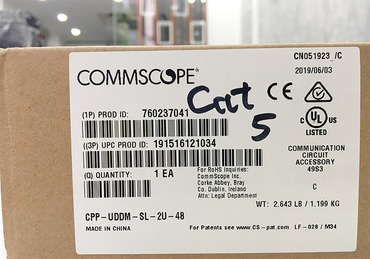 Patch panel cat5 24p Commscope chính hãng P/N: 760237041 + 9-1375191-2 ...